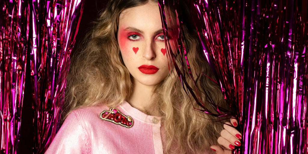 St. Valentine’s Day Gift Ideas for Women – Moulin Rouge